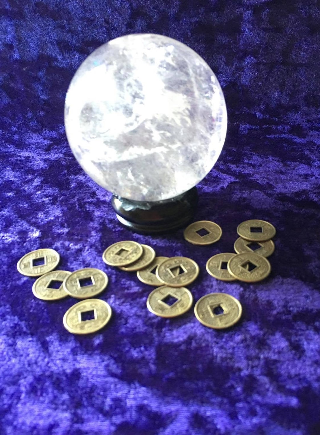 Detailed Crystal Ball Reading, Psychic Scrying and Gazing Divination ...