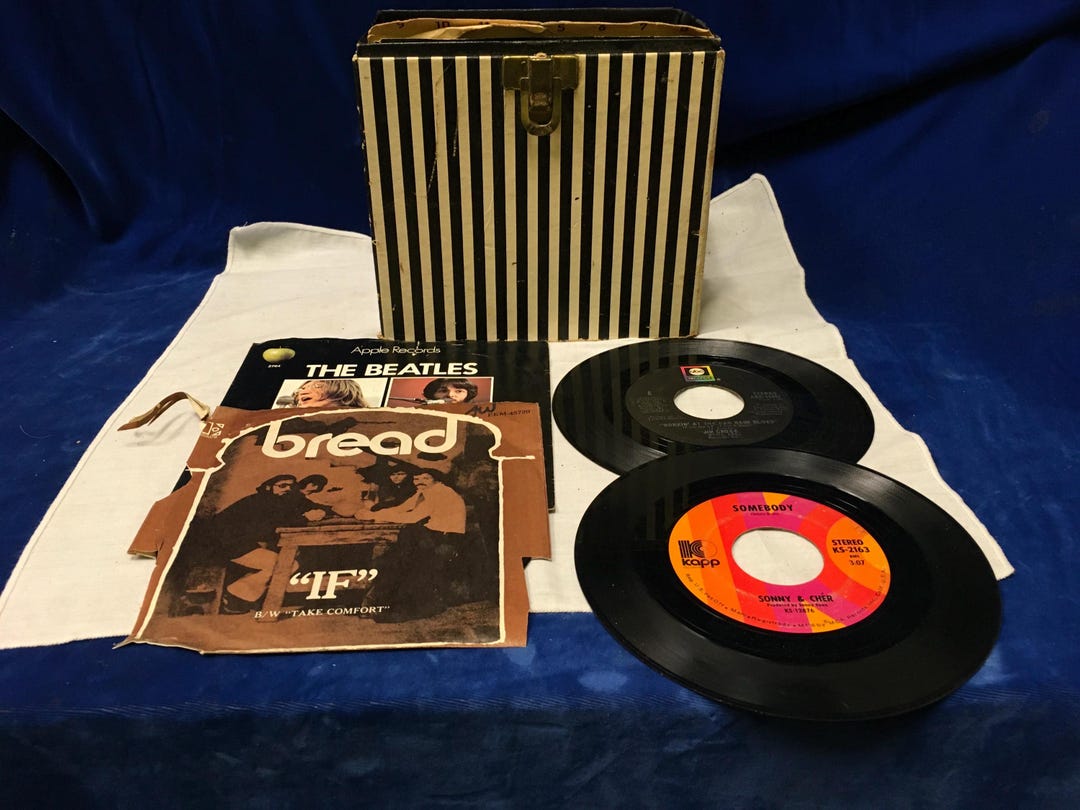 26 Vintage 45 RPM Vinyl Records in Box. - Etsy