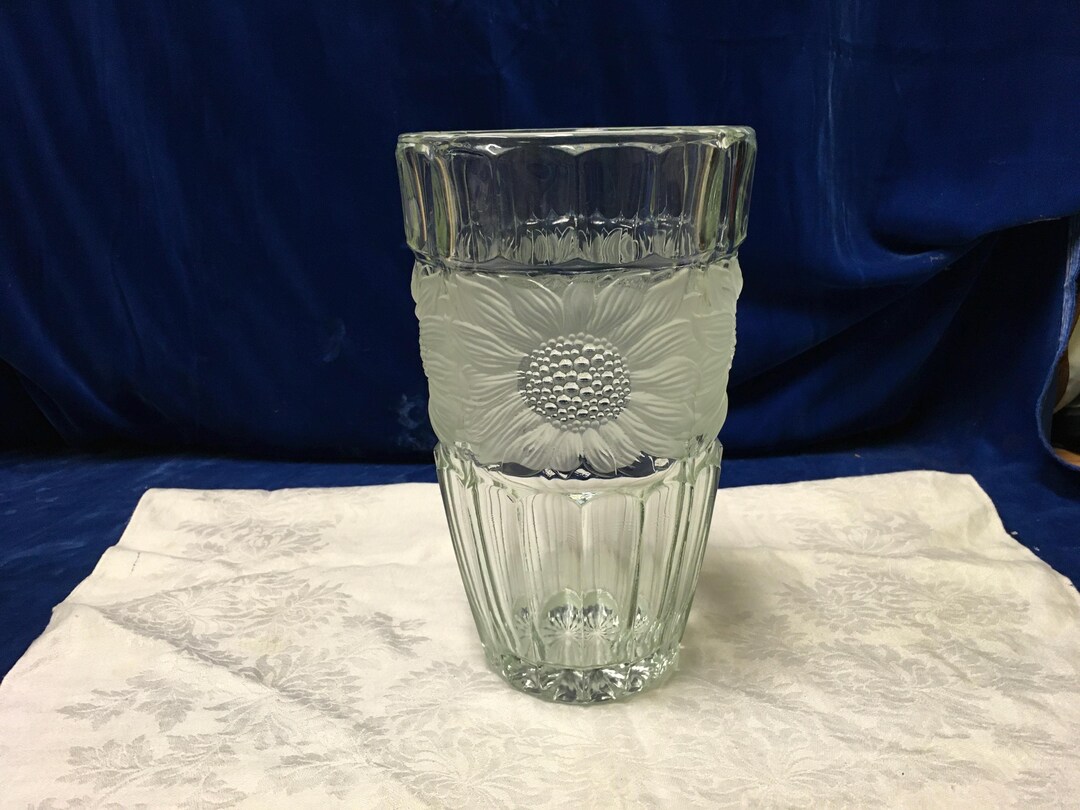 Vintage Crystal Art Deco Vase With Sunflowers. - Etsy