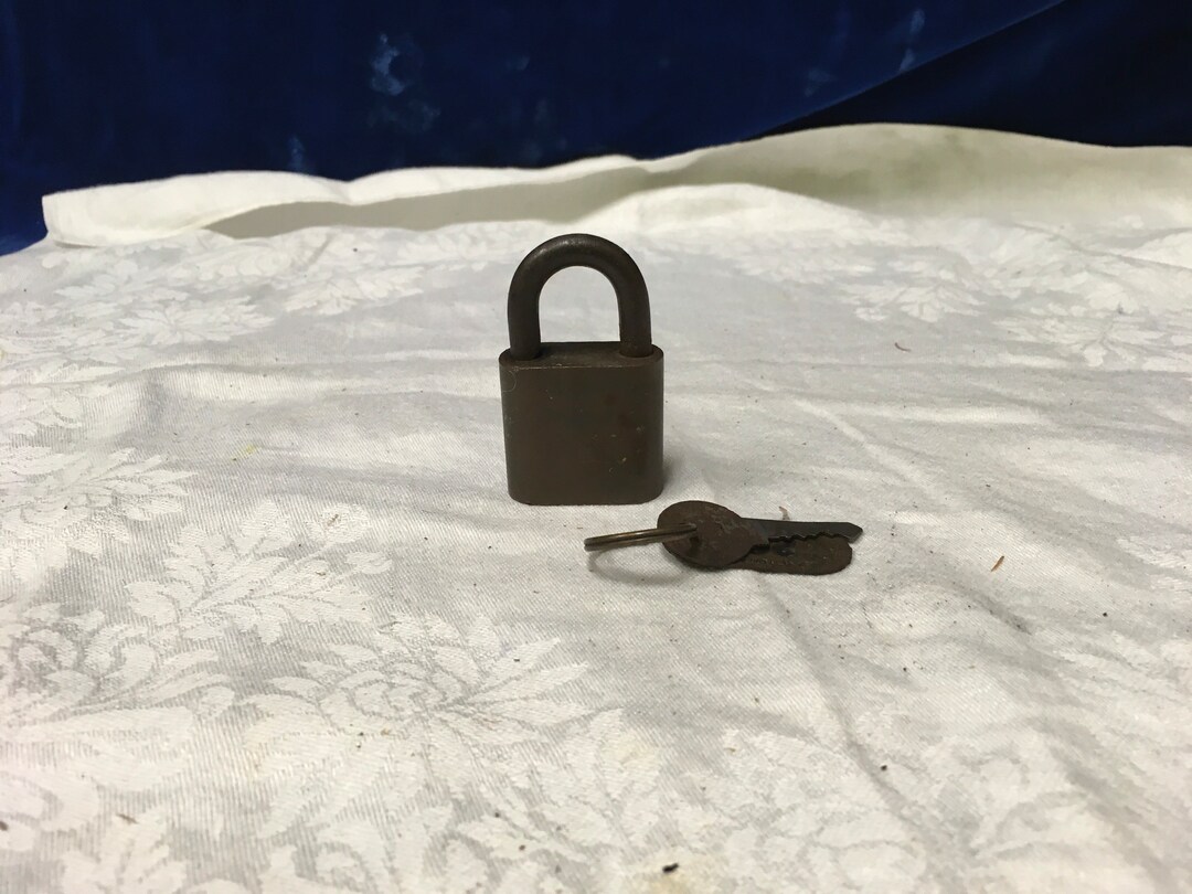 Vintage Brass Padlock With Key. - Etsy