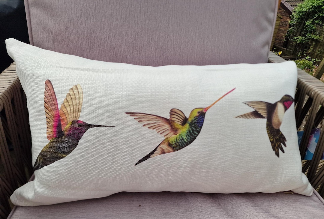 Hummingbirds 30 X 50 Cms Harlequin Amazilia Birds Cushion Cover, Linen ...