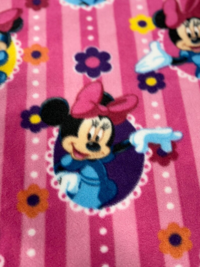 Minnie Mouse Fleece Blanket - Etsy