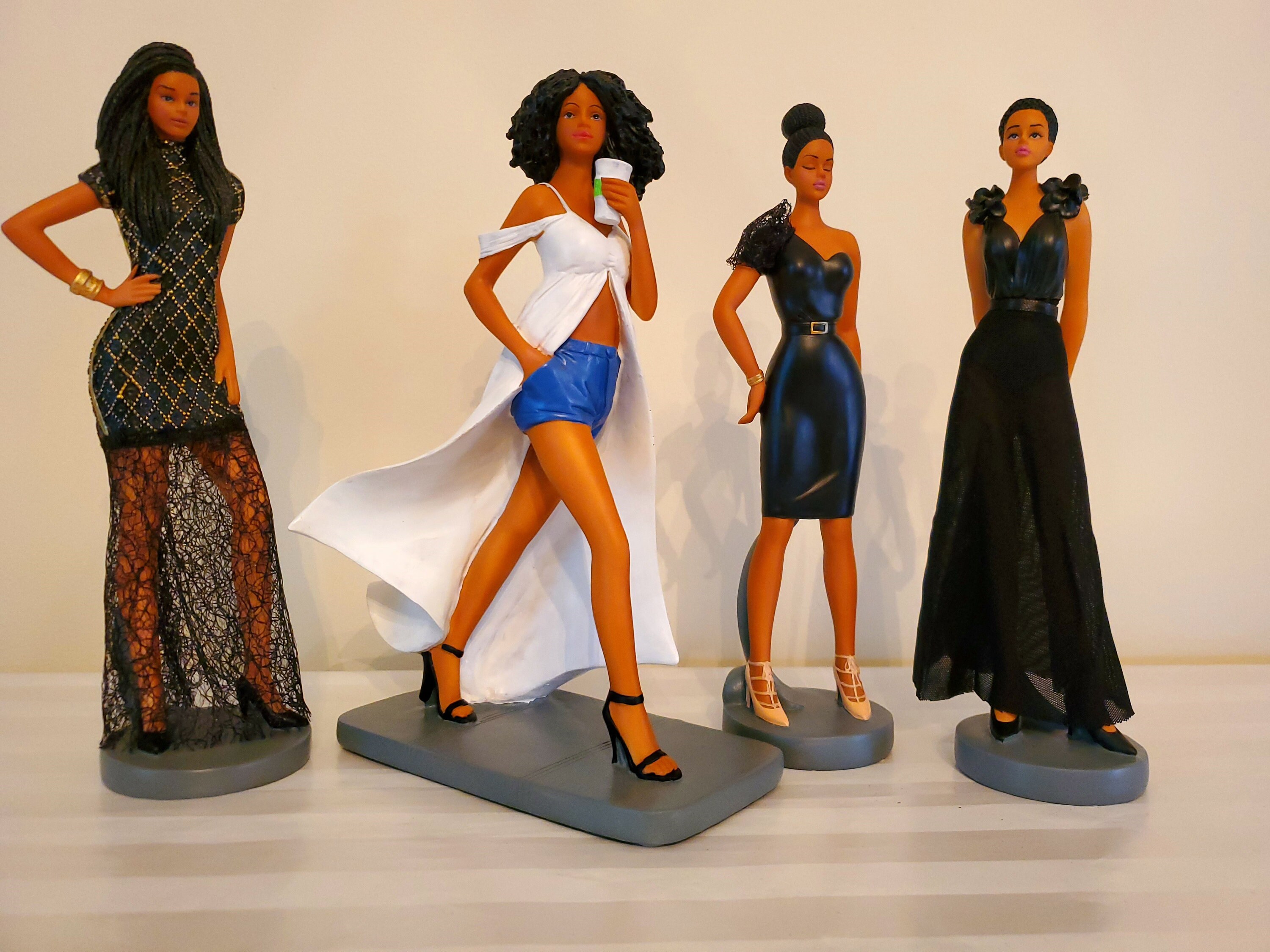 Sister Friends Figurines