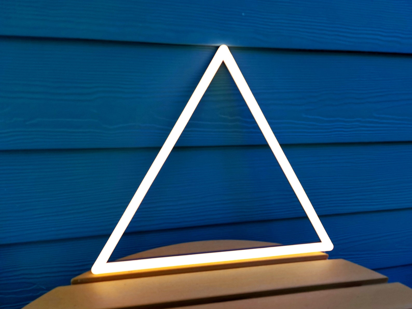 Neon Triangle LED Light Sign 15 Triangle Neon Sign | Etsy Canada