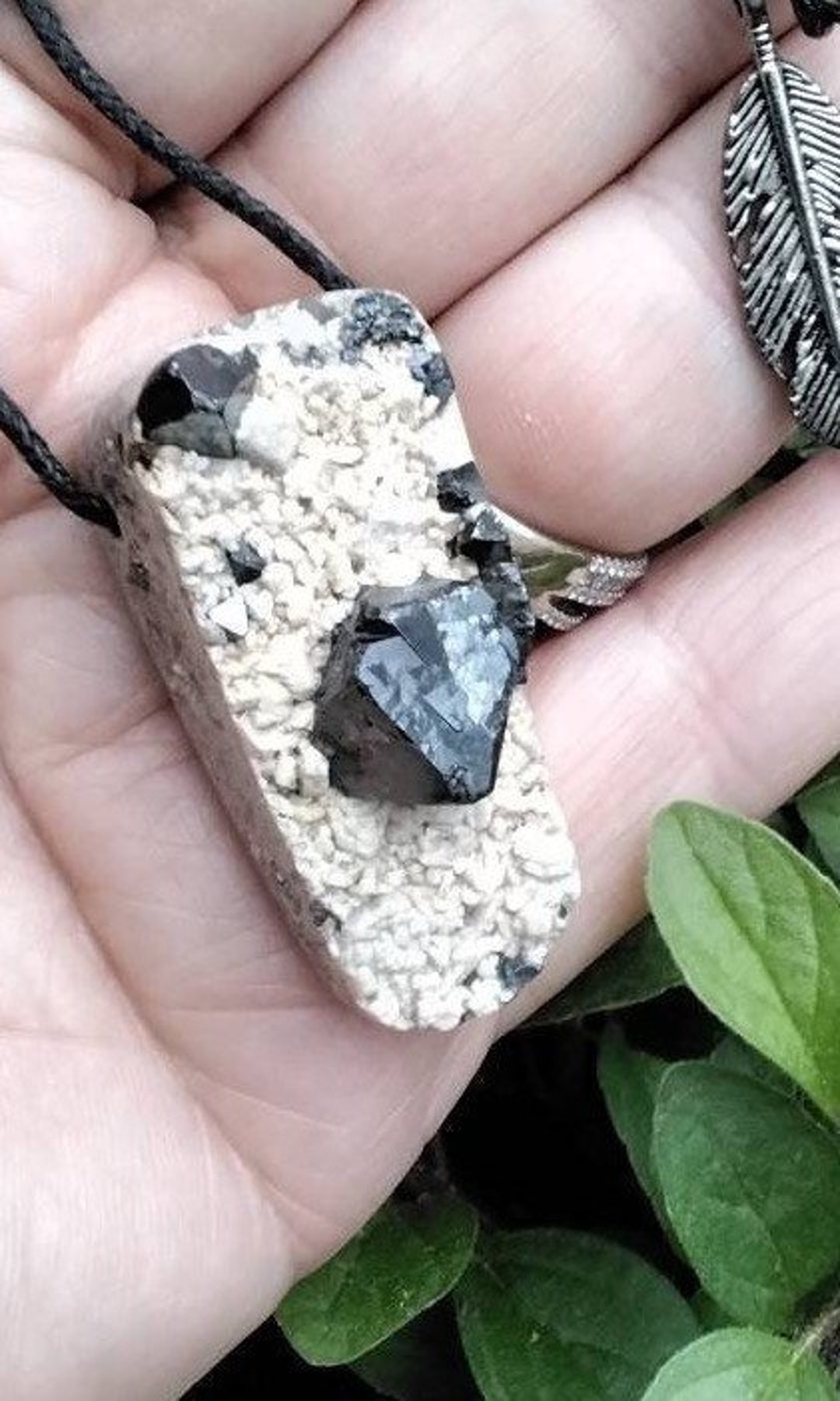 MAGNETITE RUSTIC NECKLACE - Etsy