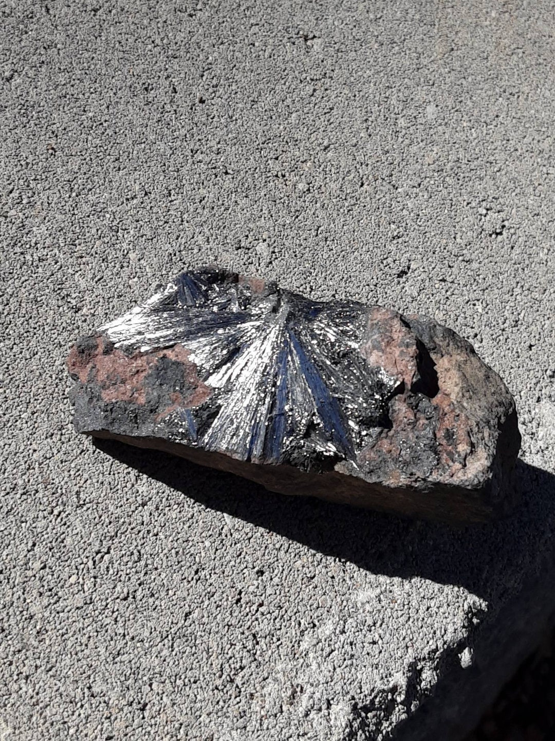 PYROLUSITE ON MATRIX - Etsy