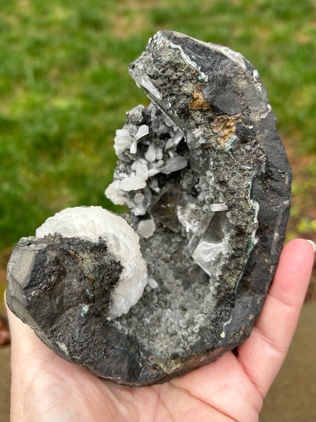 STELLERITE in BASALT MATRIX - Etsy