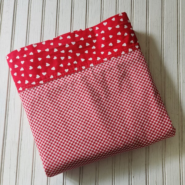 White Sheet Red Heart Sheets - Etsy
