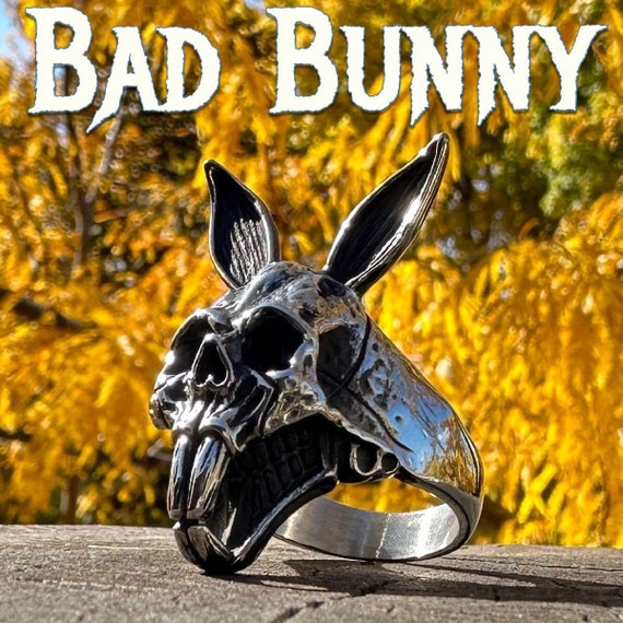 Bunny skull ring store