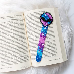 Galaxy Bookmark Alien Ufo Bookmark Outer Space Lover Pixel Art Hama ...