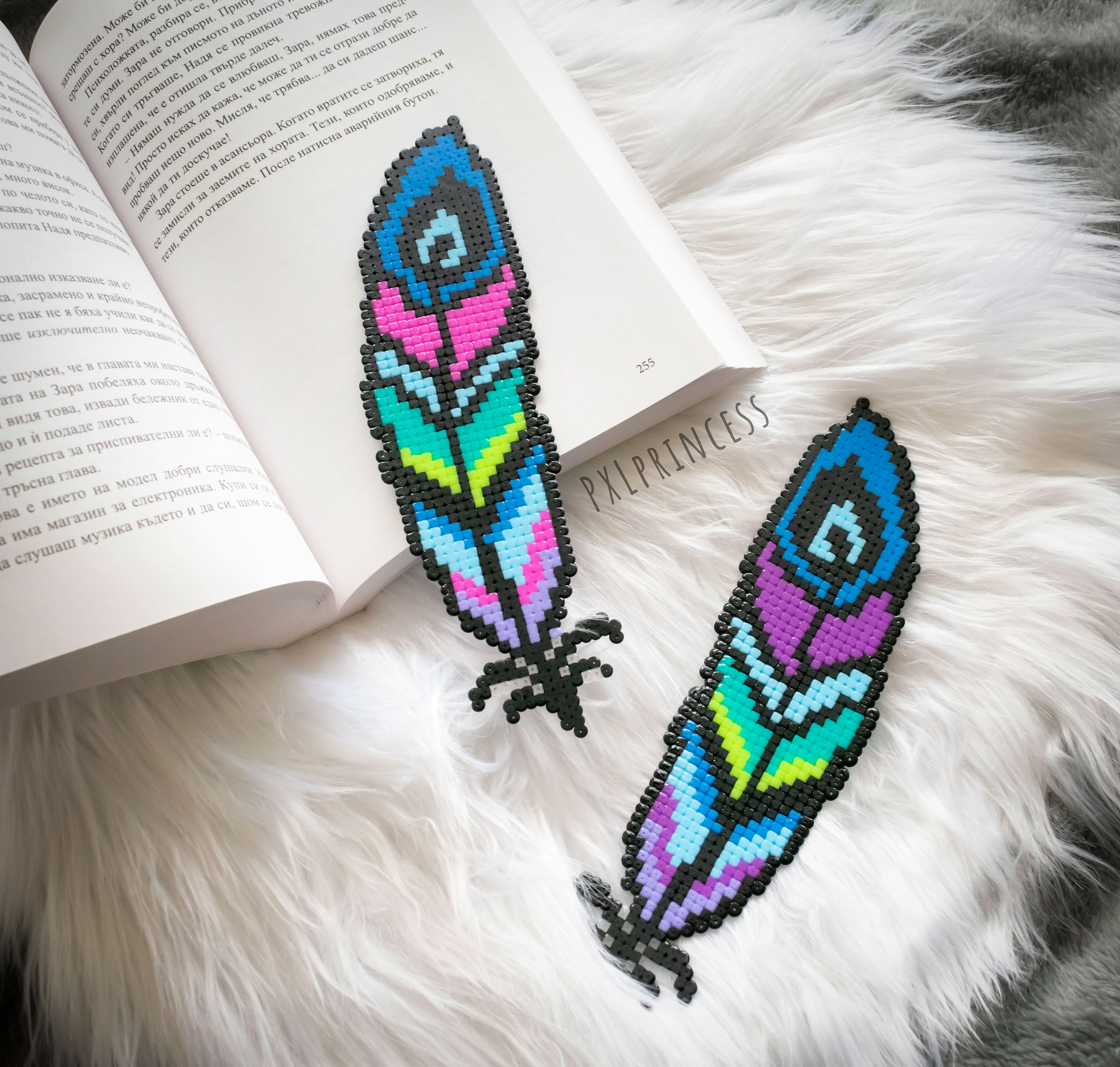 Peacock Feather Bookmark Pixel Art Feather Hama Perler Beads - Etsy Canada