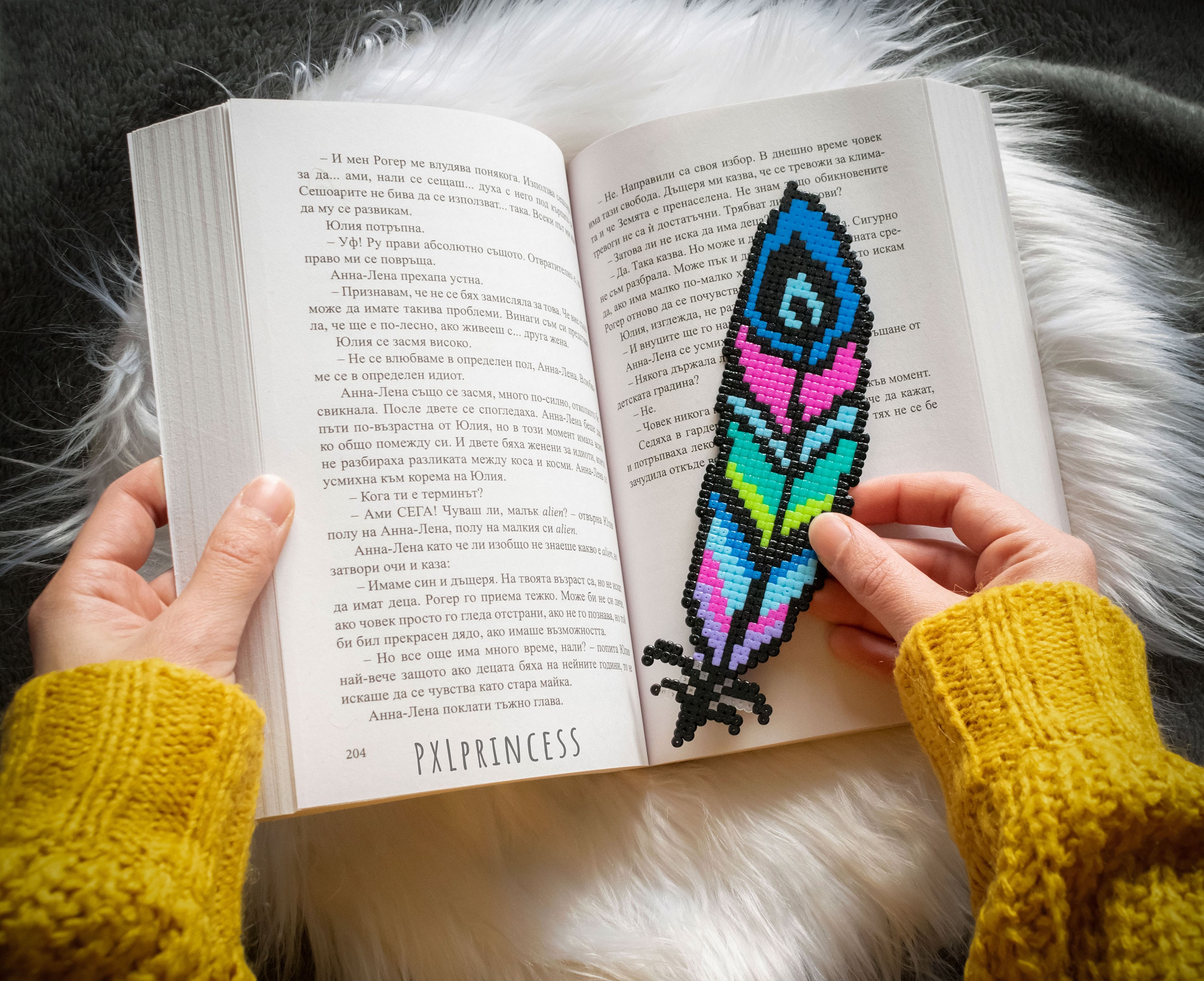 Peacock Feather Bookmark Pixel Art Feather Hama Perler Beads | Etsy UK