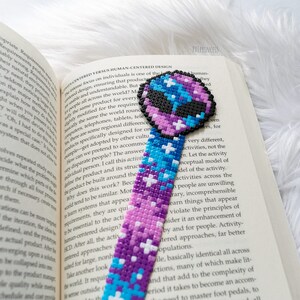 Galaxy Bookmark Alien Ufo Bookmark Outer Space Lover Pixel Art Hama ...