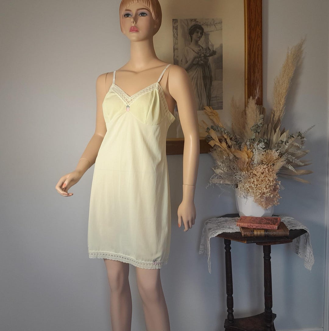 Vintage 1960s Nylon Yellow Slip Womens S - M Mini Length Negligee in ...