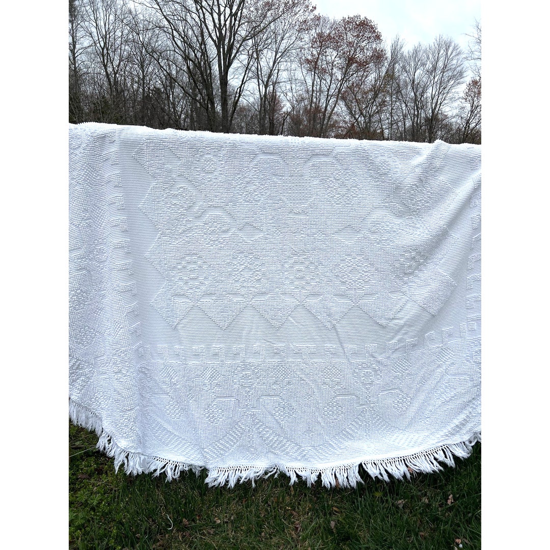Vintage Chenille Bedspread Coverlet White 88x106 Cutter Crafts Repurpose - Etsy