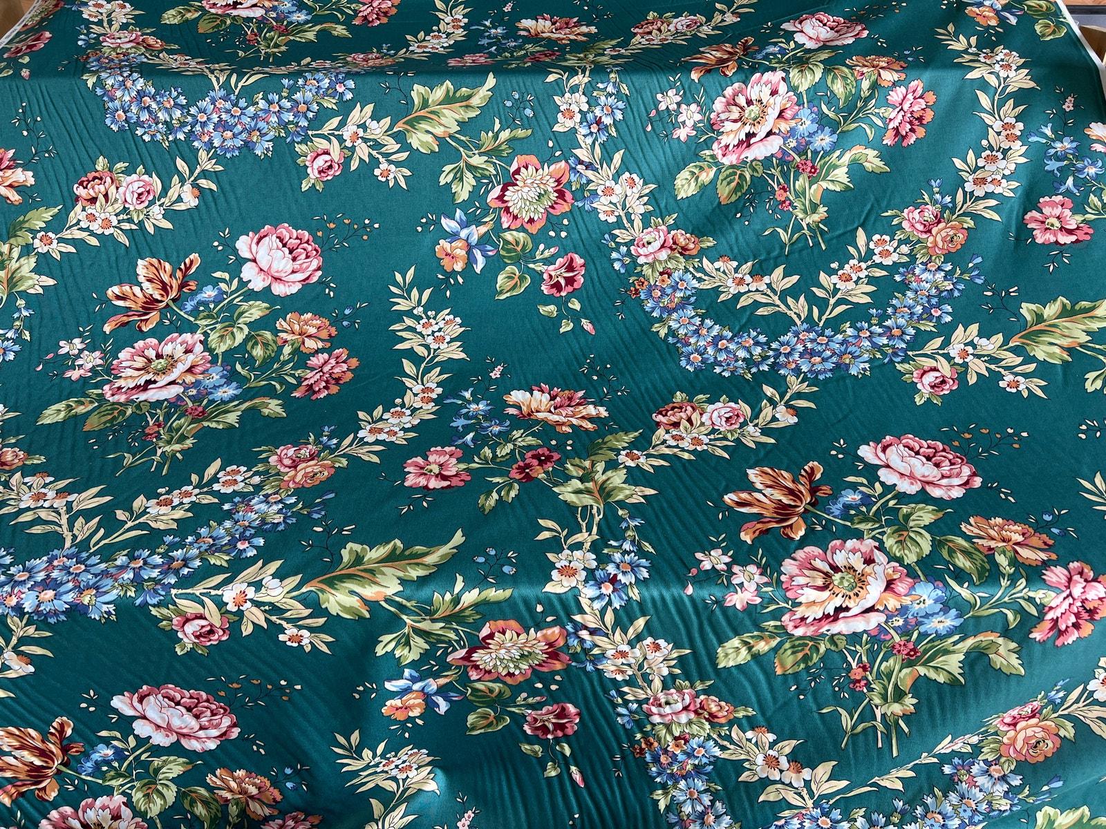 Vintage Jay Yang Fabric Green Pink Floral Garland Twill Upholstery ...