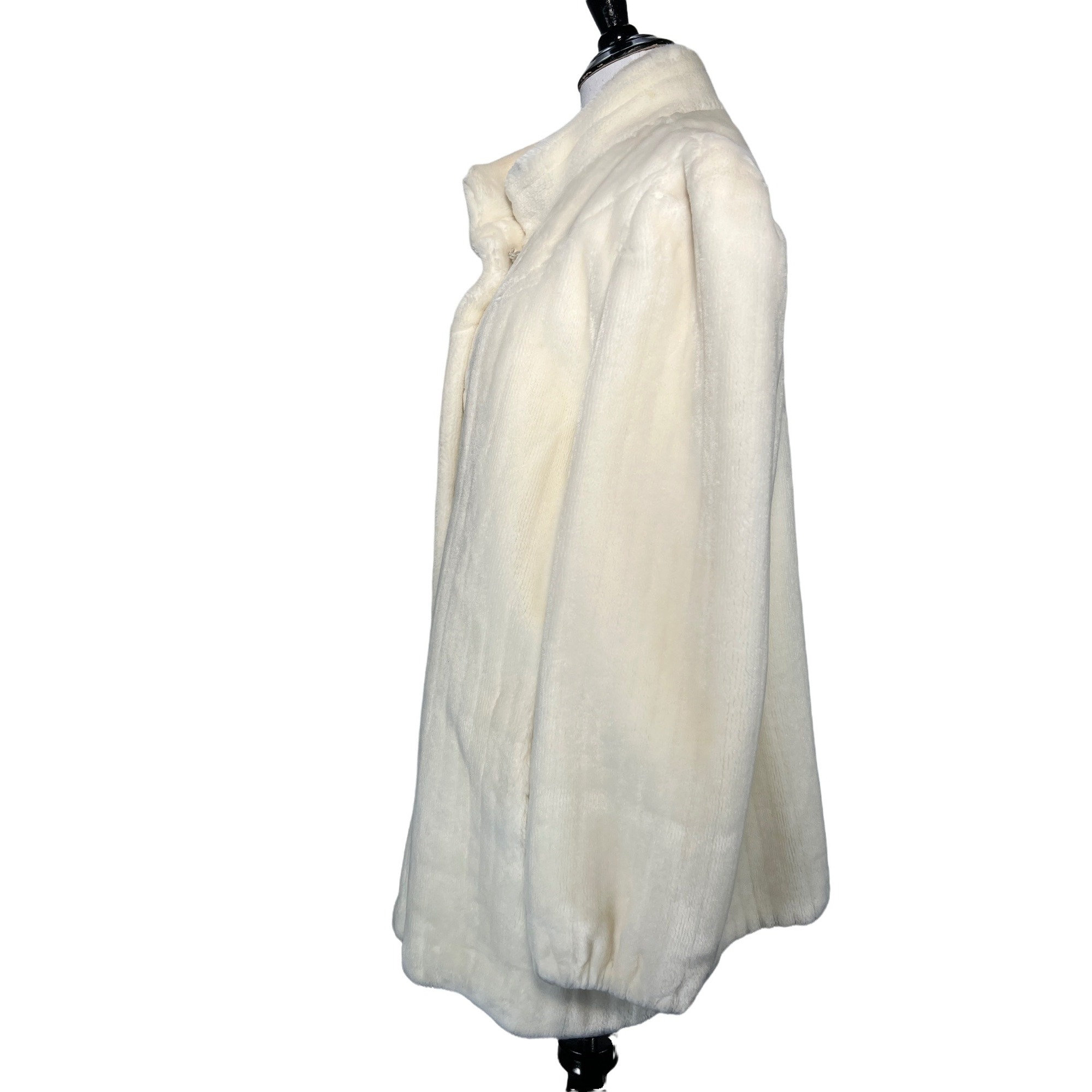 Borgessa by Casper Vintage Faux Fur Coat Medium Large Ivory Plush ...