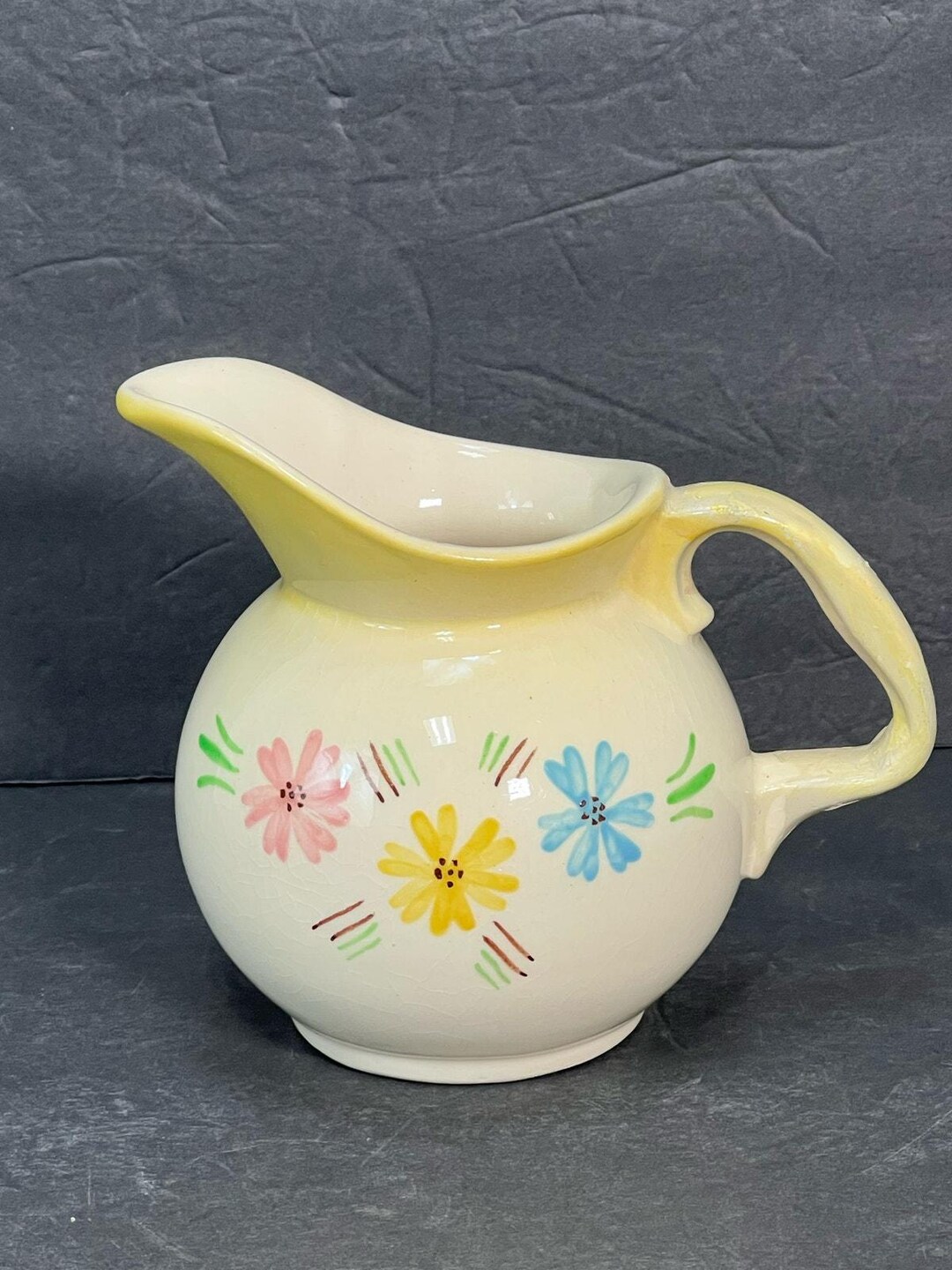 Hull Pitcher Cinderella Blossom and Bouquet Floral #29 Kitchenware 16oz ...