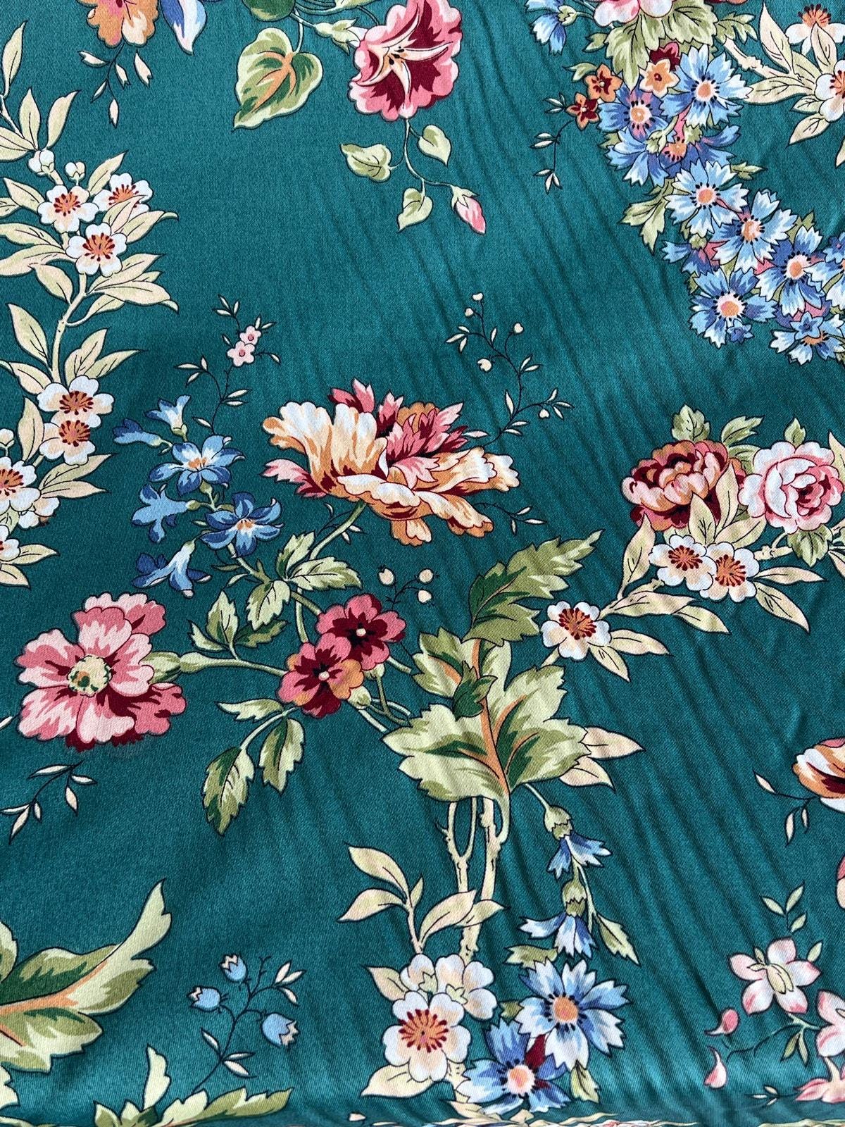 Vintage Jay Yang Fabric Green Pink Floral Garland Twill Upholstery ...