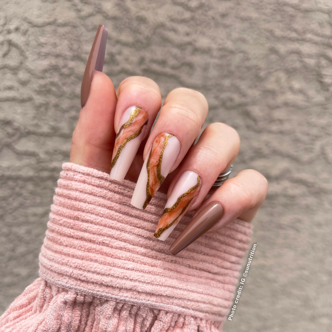 Instant Luxury Acrylic Press on Nails- Butterscotch Marble | C-curve ...