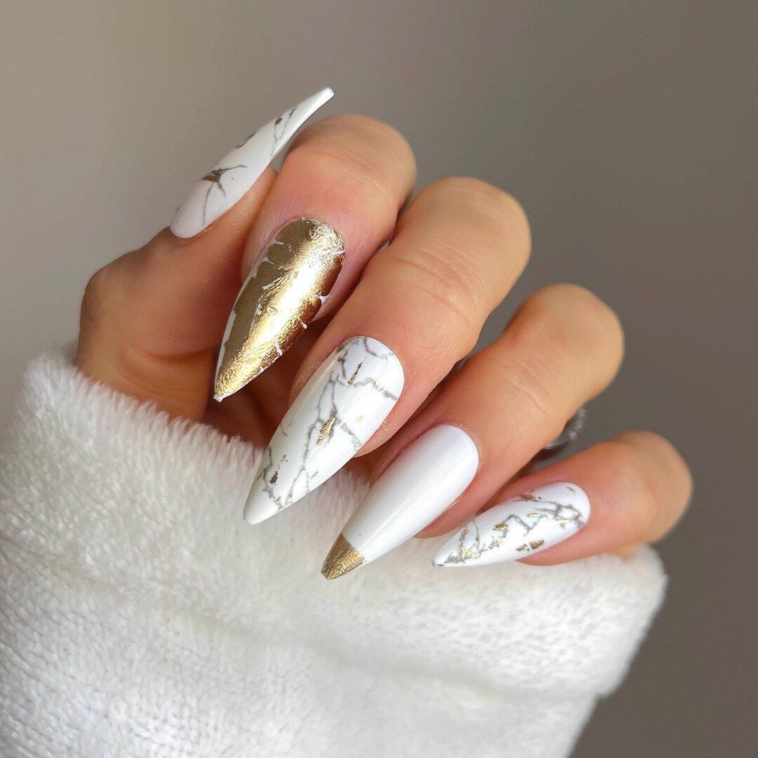 Instant Luxury Acrylic Press on Nails- Grayson | Medium Stiletto | Fake ...