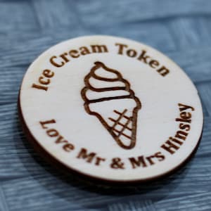Personalised Birch Ice Cream Tokens Wedding Favours Circles party ...