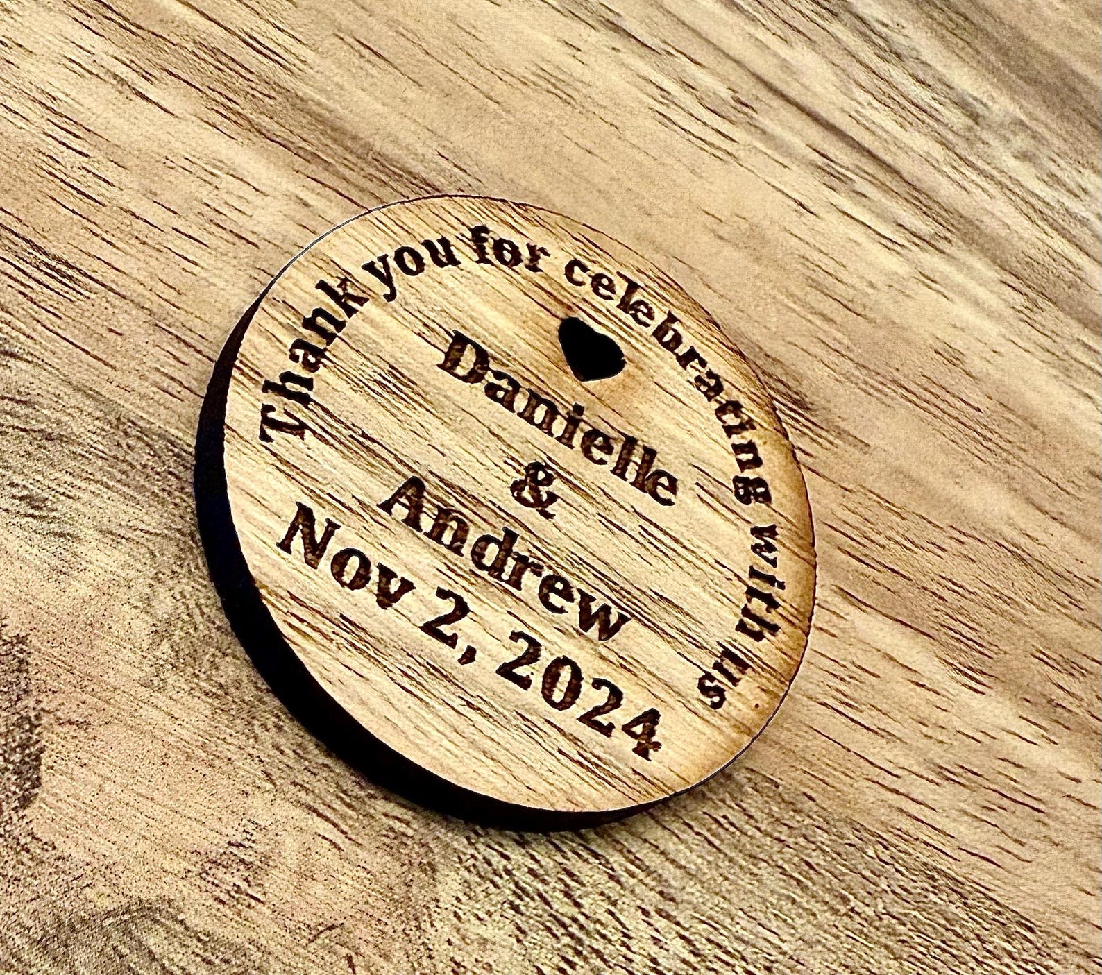 Personalised Oak Thank You Tokens Wedding Favours Circles party ...