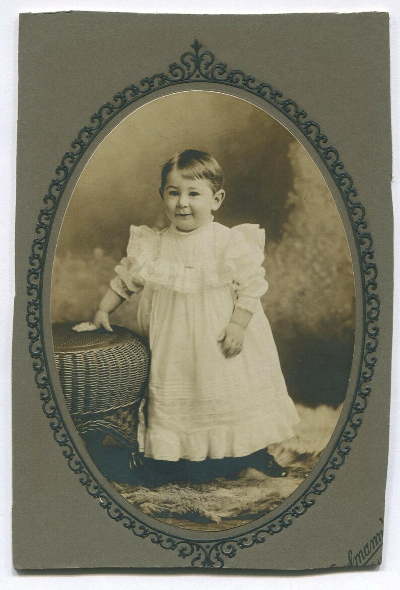 Vintage 1920s Photo - Giggling Young Child, Black & White, 6x4 Trimmed ...