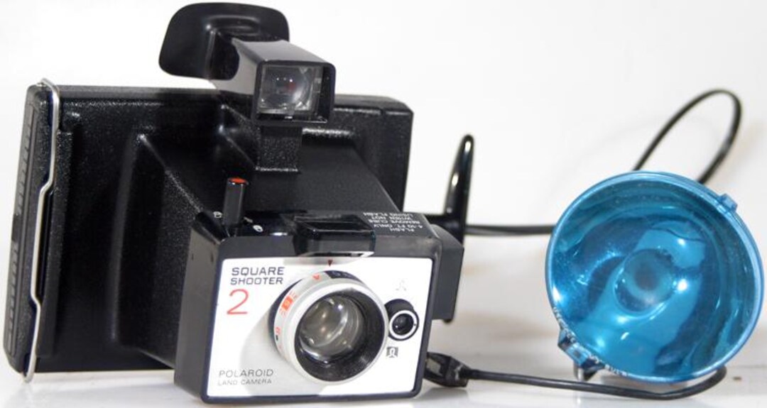 Vintage Polaroid Square Shooter 2 With Flash - Retro Instant Camera ...