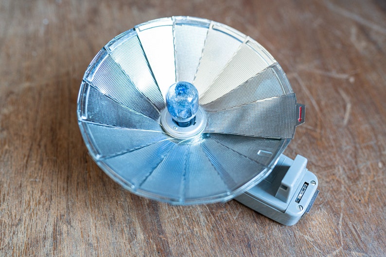 Vintage Accura Bounce Master Fan Flash W/ Single Use Bulb - Etsy