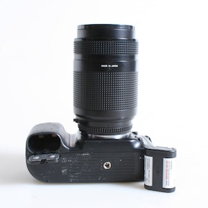Nikon N50 35mm SLR Camera With 70-210mm F4-5.6 Lens//film Camera - Etsy