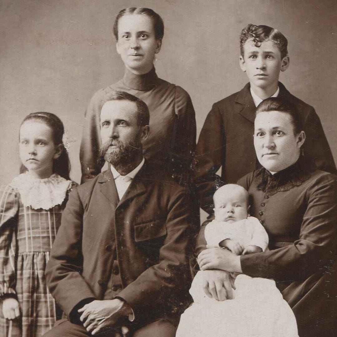 Cabinet Card 1910s Family Portrait, Classic Pose, Sharp Contrast Photo ...