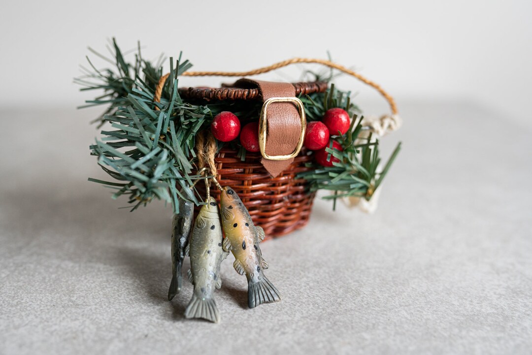 Wicker Fishermans Creel Basket W/ Net and Three Trouts - Knick Knack - Etsy