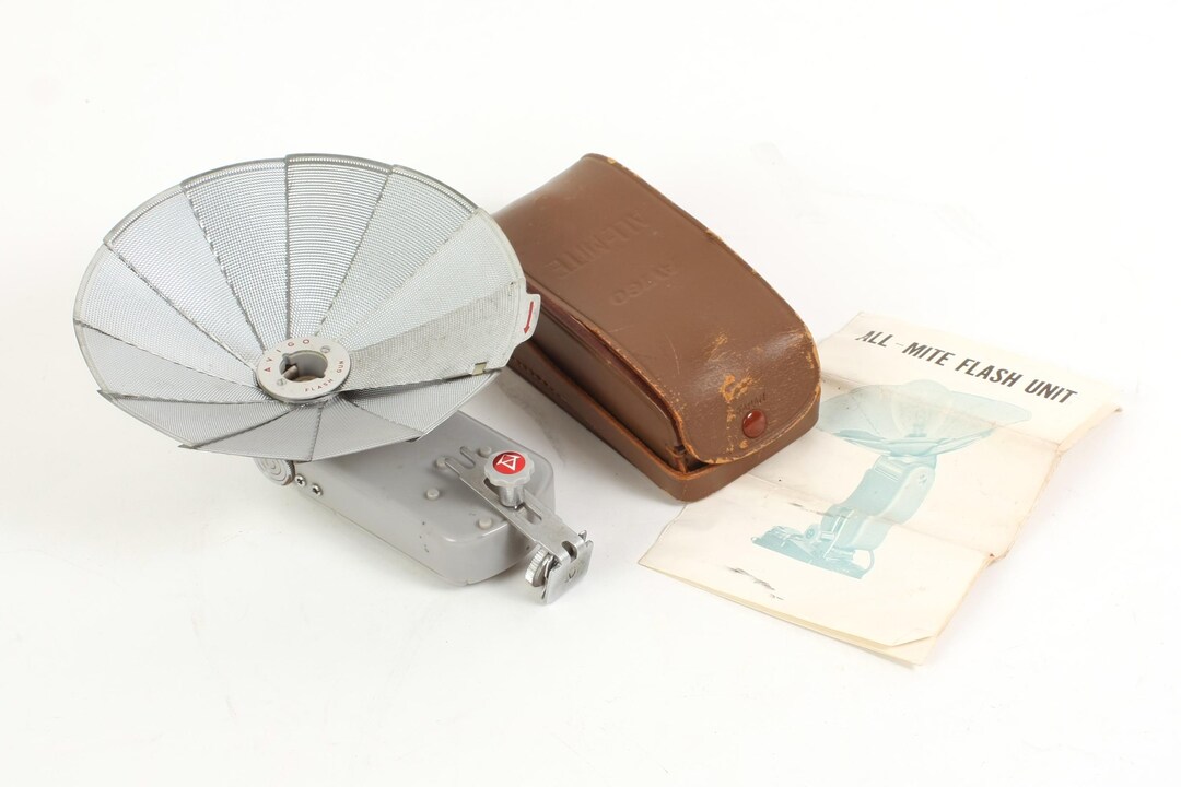 Avigo All-mite Art Deco Fan Flash W/ Case - Prop/display - Etsy