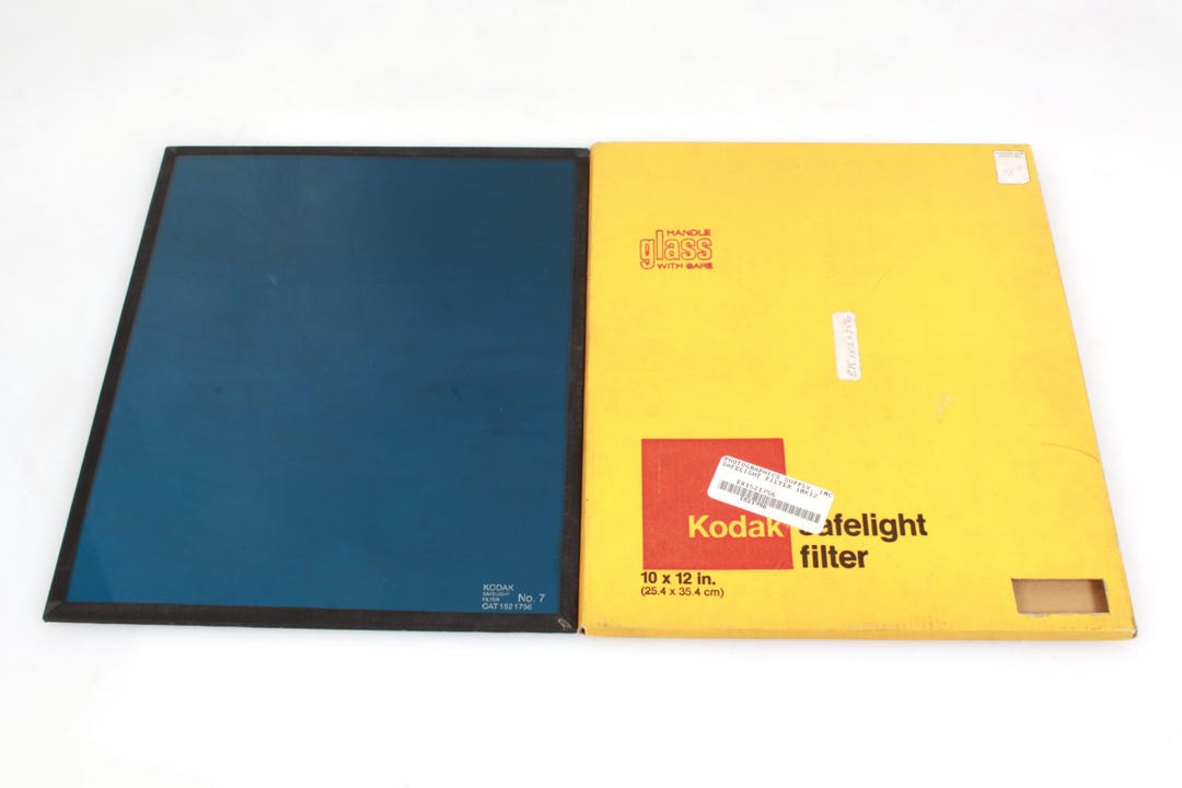 Kodak 10x12 Inch Wratten Series 7 Safelight Glass Filter - Etsy