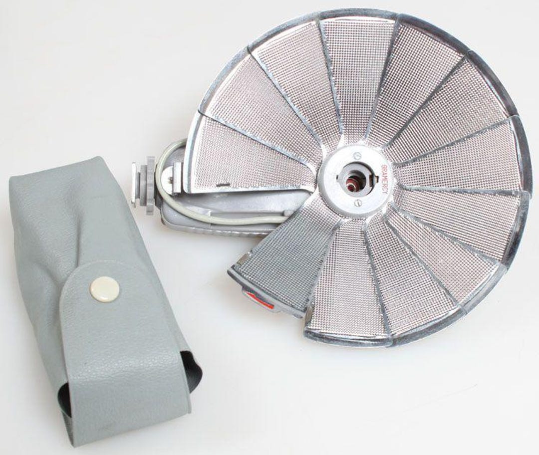 Vintage Fan Flash With Case - Collectible Retro Camera Flash Unit ...