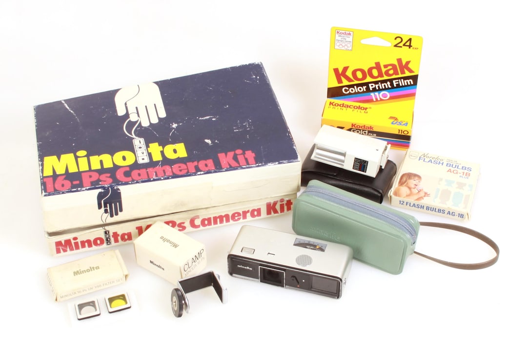 Minolta-16 Model P Subminiature 110 Film Spy Camera W/ Case, Flash ...
