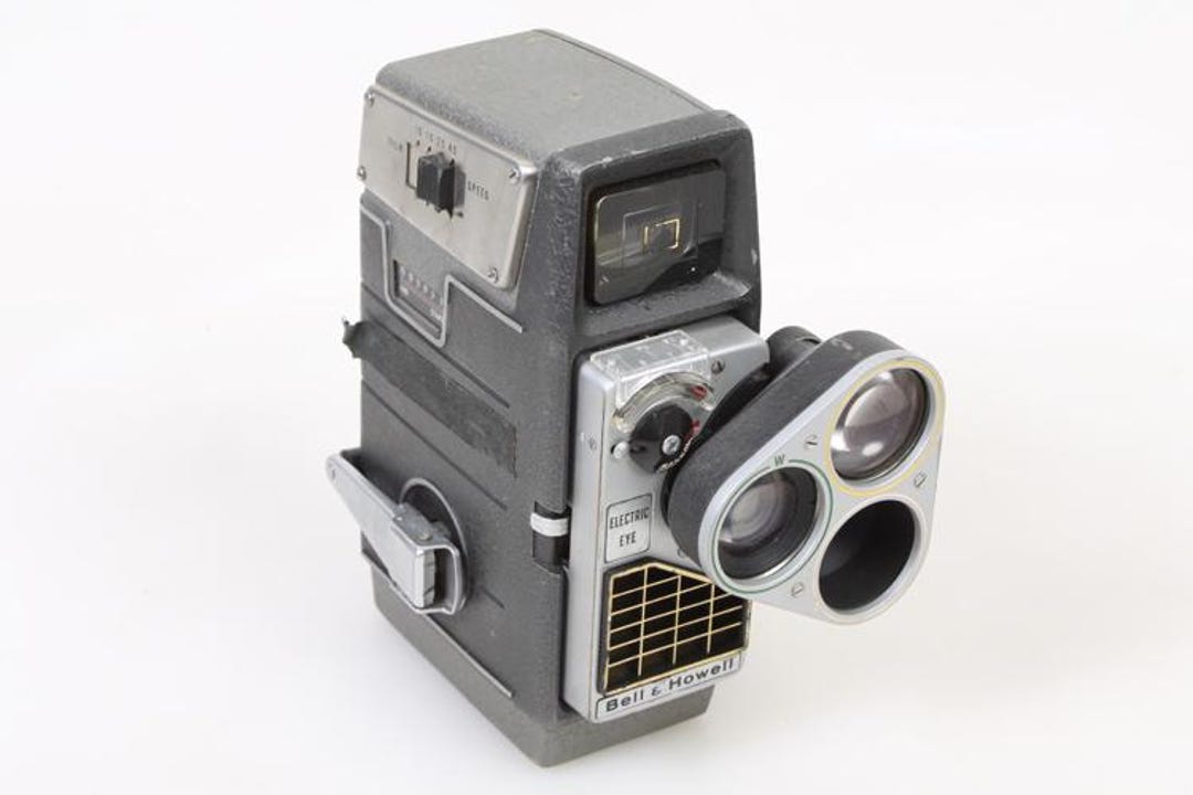 Bell & Howell 8mm Cine/movie Camera Vintage - Etsy