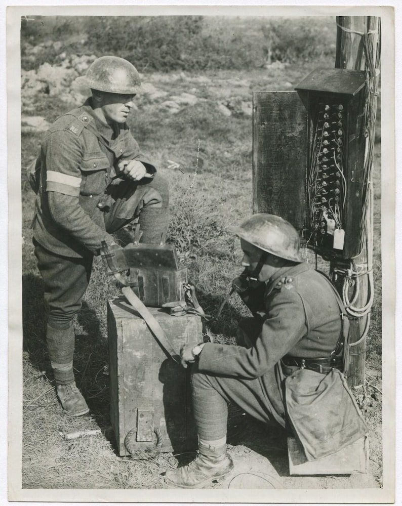 Vintage WWI British Troops Wire Communications 8x10 Photo Print ...