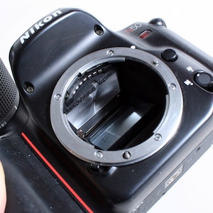 Nikon N50 35mm SLR Camera With 70-210mm F4-5.6 Lens//film Camera - Etsy