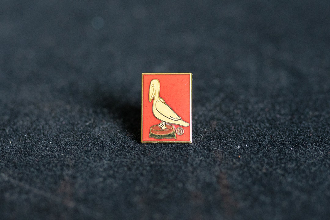 Pelican Lapel Pin - New Old Stock - Etsy