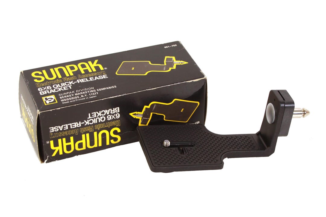 Sunpak 6x6 Quick Release Bracket in Box - Etsy