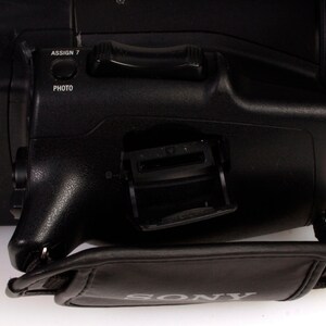 Sony HVR-Z5U Mini DV Camcorder W/ Battery, Charger, Mic & Bag WORKS - Etsy