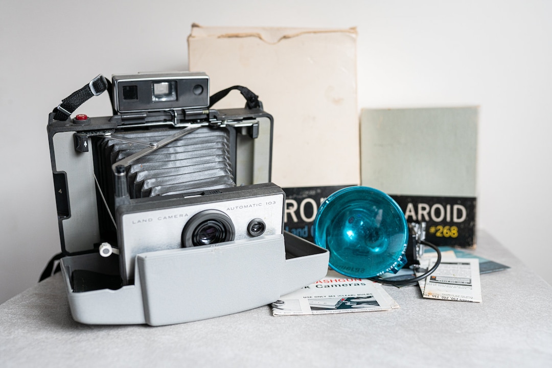 Polaroid Automatic 103 Land Camera and 268 Flashgun in Boxes - Etsy