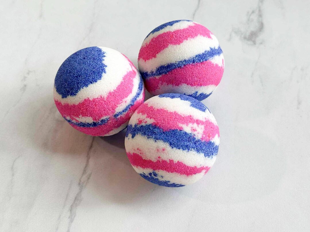Black Raspberry Vanilla Bath Bomb | Sweet Fruity Bath Bomb - Etsy