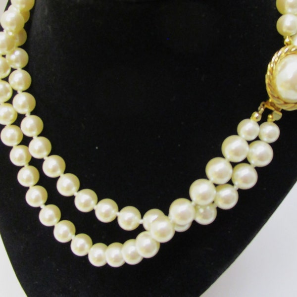 Two Strands Pearls - Etsy