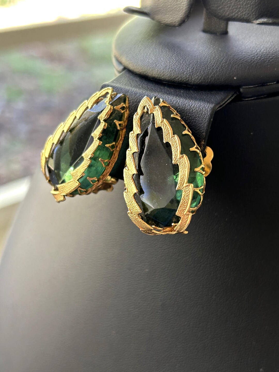 Kramer NY Earrings Chunky Large Emerald Green Glass Textured Gold Tone ...