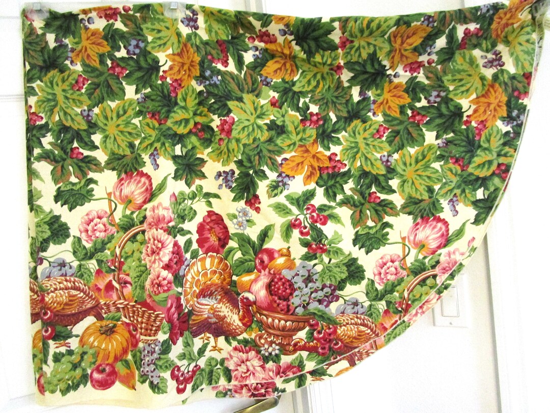 Cotton Wilton Court Tablecloth Holiday Table Fall Leaves Turkey Grapes ...