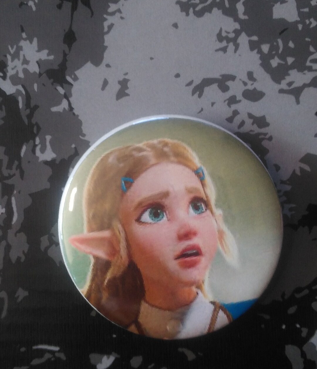 Zelda Button - Etsy
