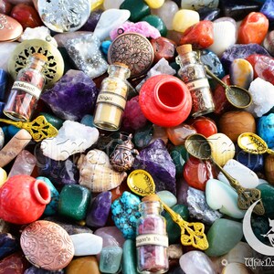 Witch Crystal Confetti Scoop, Witches Brew Mystery Scoops, Witchcraft ...